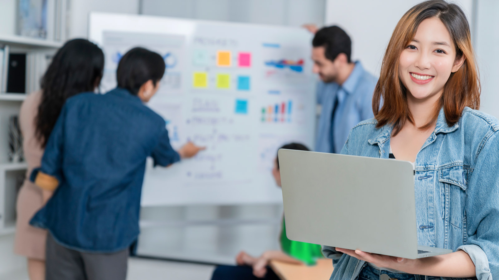 ร่วมงานกับ AXONS - โอกาสในการทำงานกับทีมเทคโนโลยีชั้นนำ